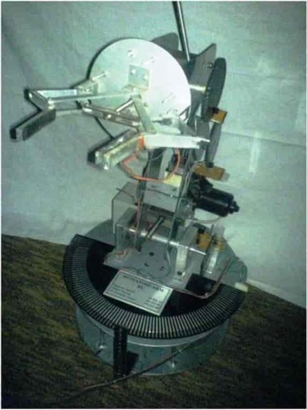 Humanoid Robotic Arm Using PIC Microcontroller