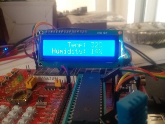 DHT11 sensor interfacing with pic16F877A microcontroller